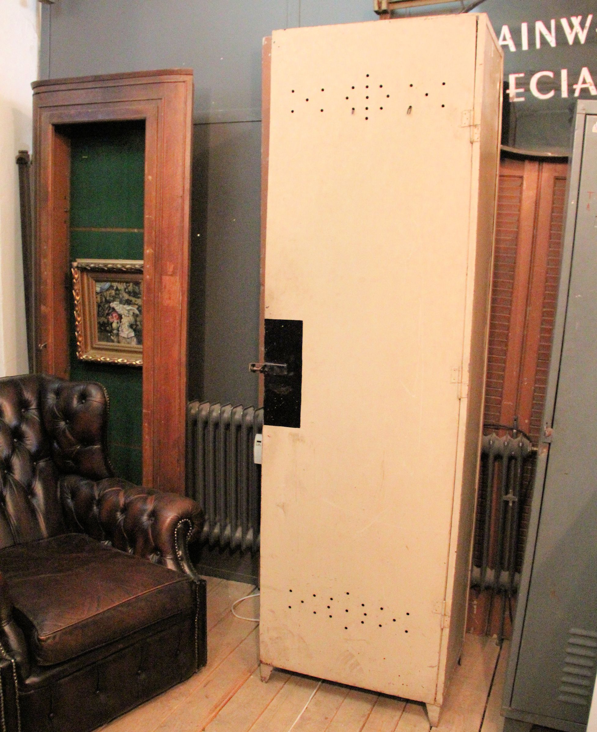 01642 - Großer Spind | WANDEL ANTIK