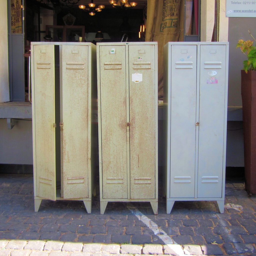 01648 - Metallspinde | WANDEL ANTIK